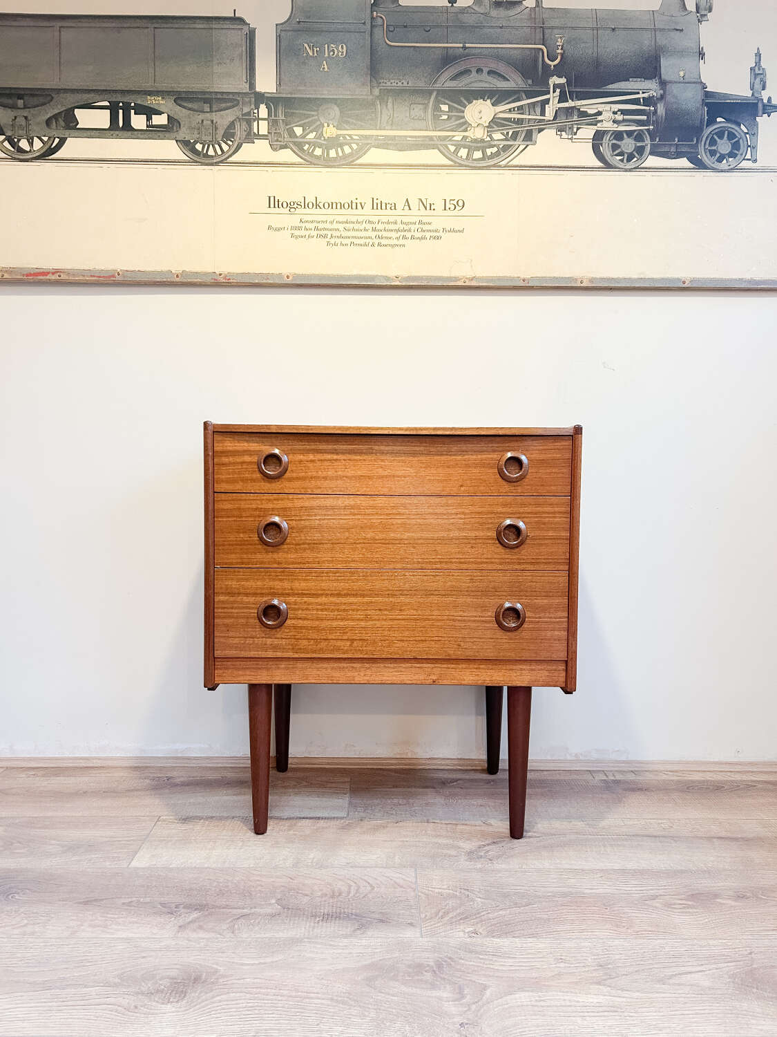 Vintage 1960s Avalon Teak Chest of Drawers - The Hoarde Vintage